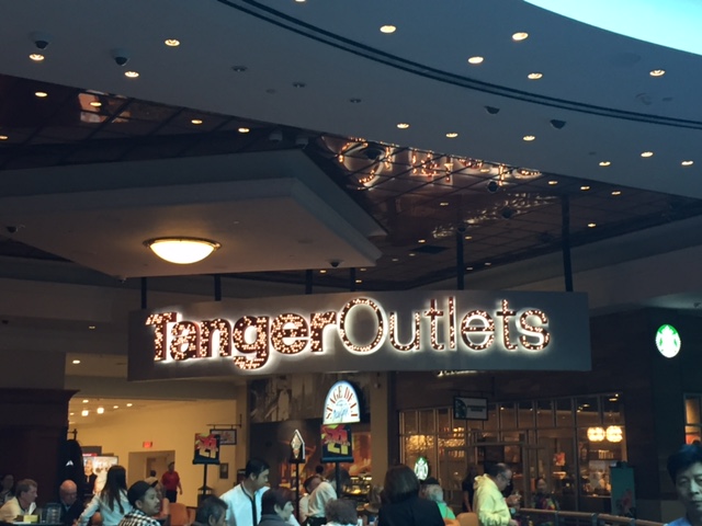 Escape to Foxwoods – the mommy avenger