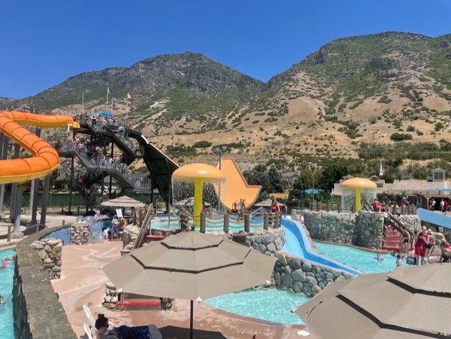 Keep Cool at Splash Summit Waterpark – the mommy avenger