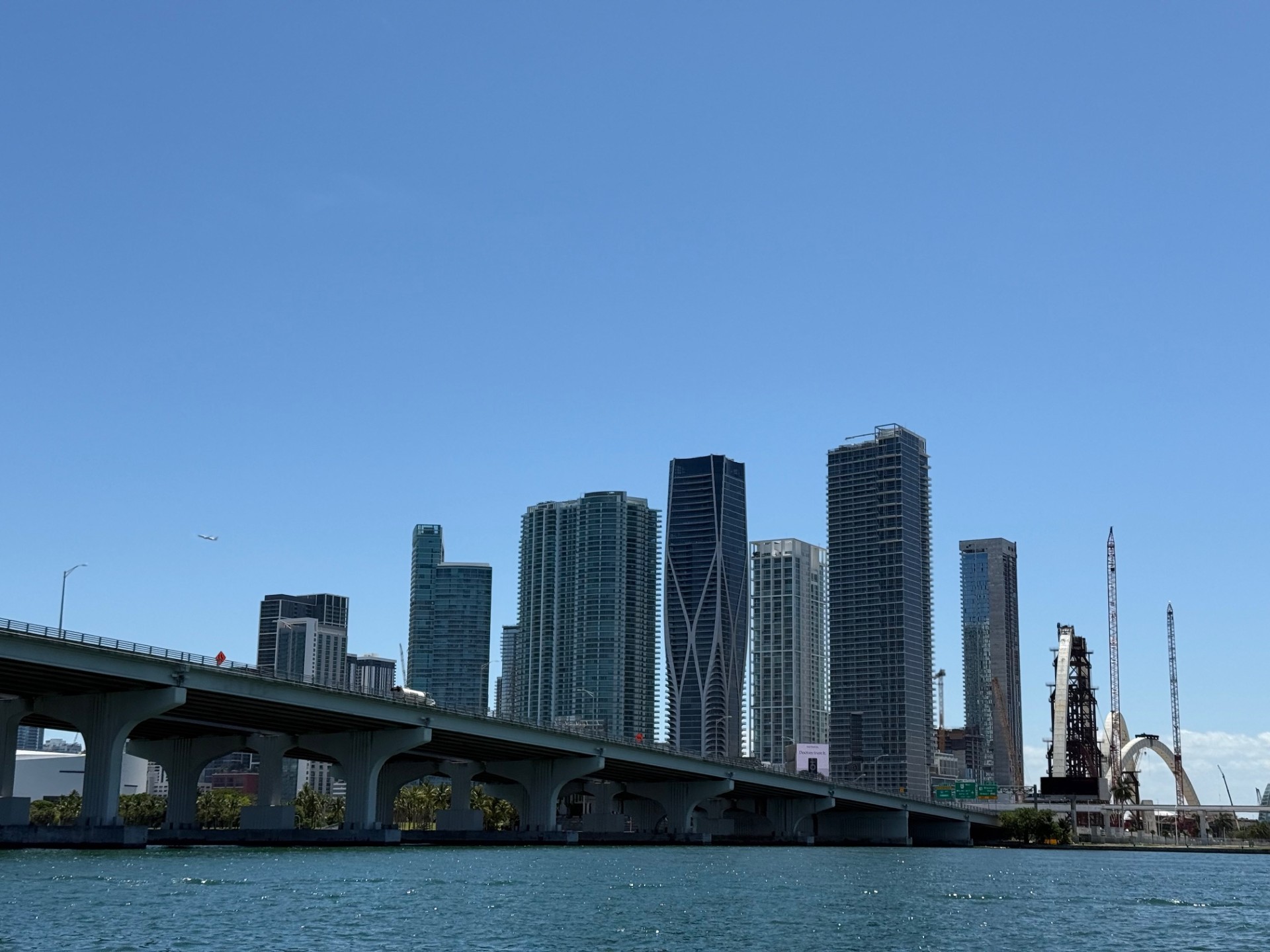 Thriller Miami Speedboat: Must-Do Miami! – the mommy avenger