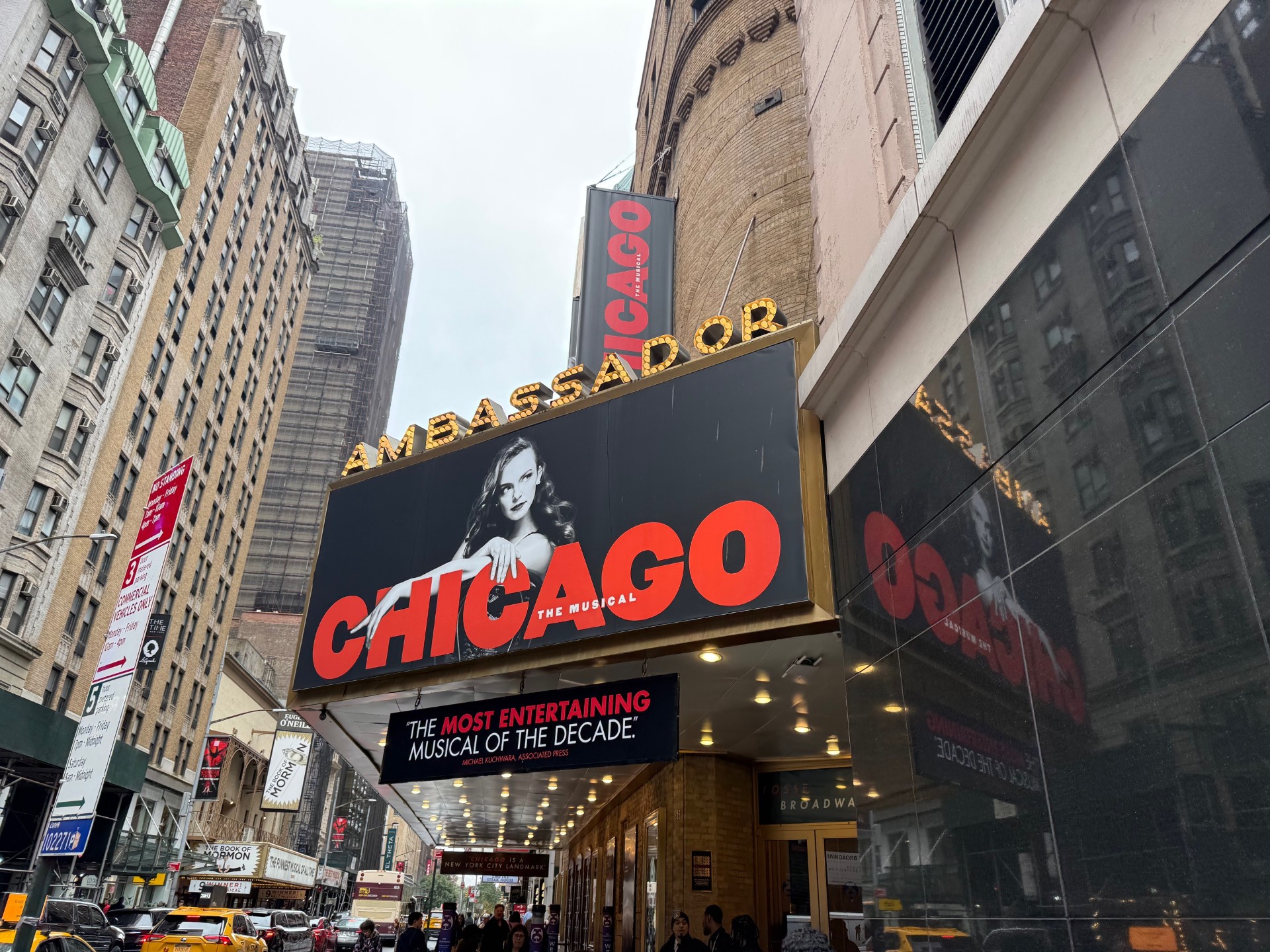 All That Jazz and Then Some: Revisiting Chicago on Broadway – the mommy ...